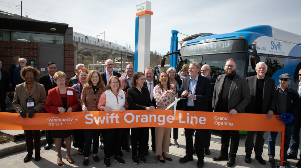 Broward County Transit Unveils First Electric Express Bus | Passenger ...