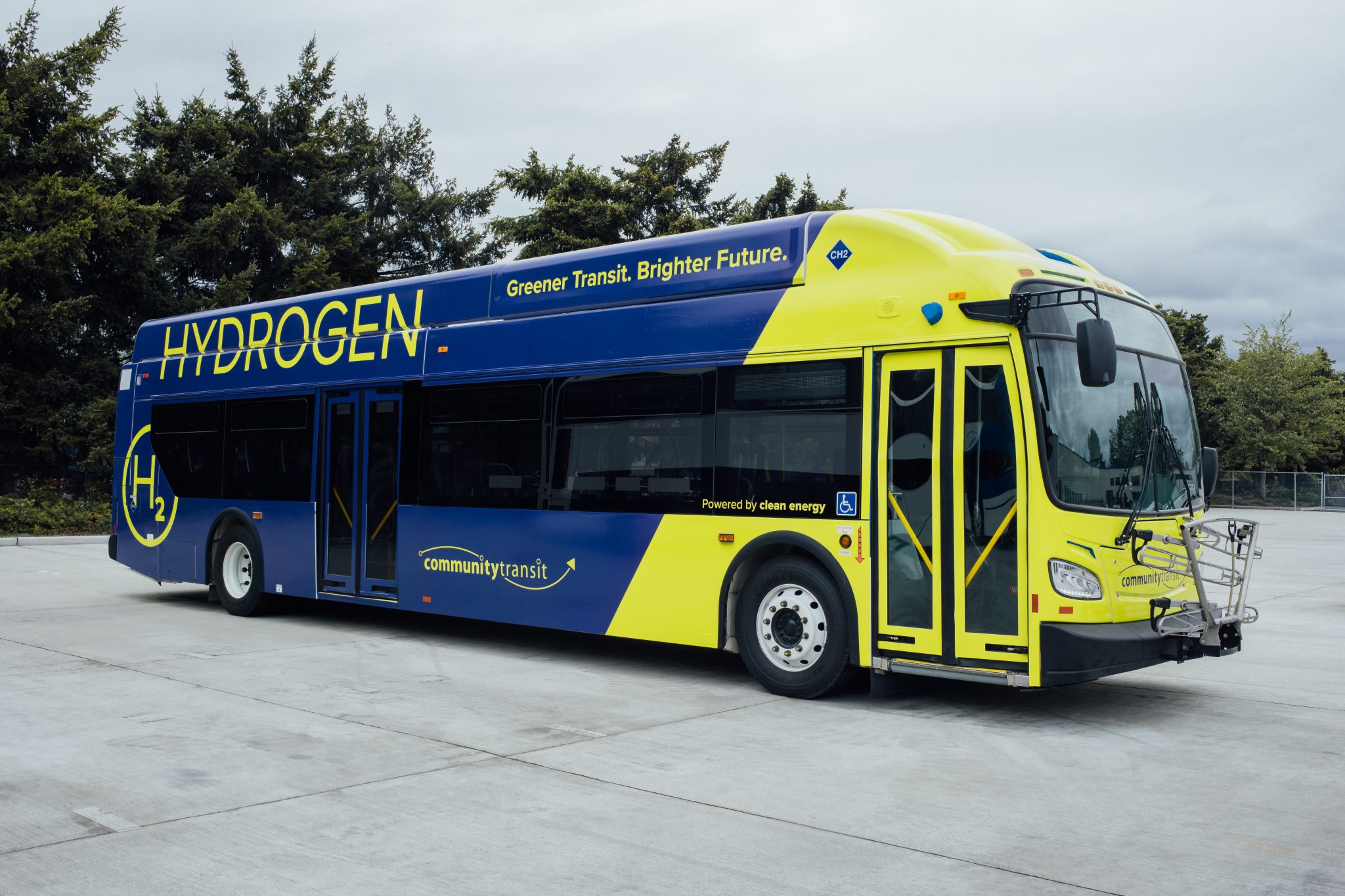 Community Transit Receives Region’s First Hydrogen-Powered Electric Bus ...