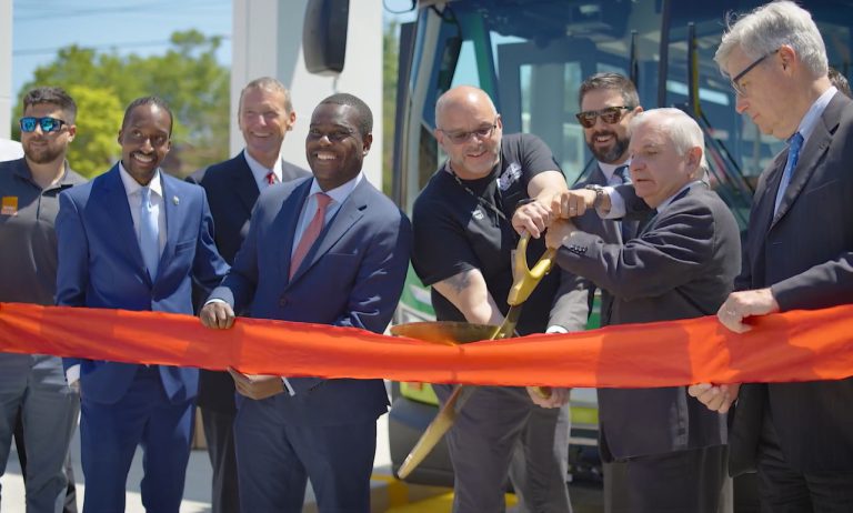 RIPTA Completes Northeast Region’s First Electric-Bus In-Line Charging ...