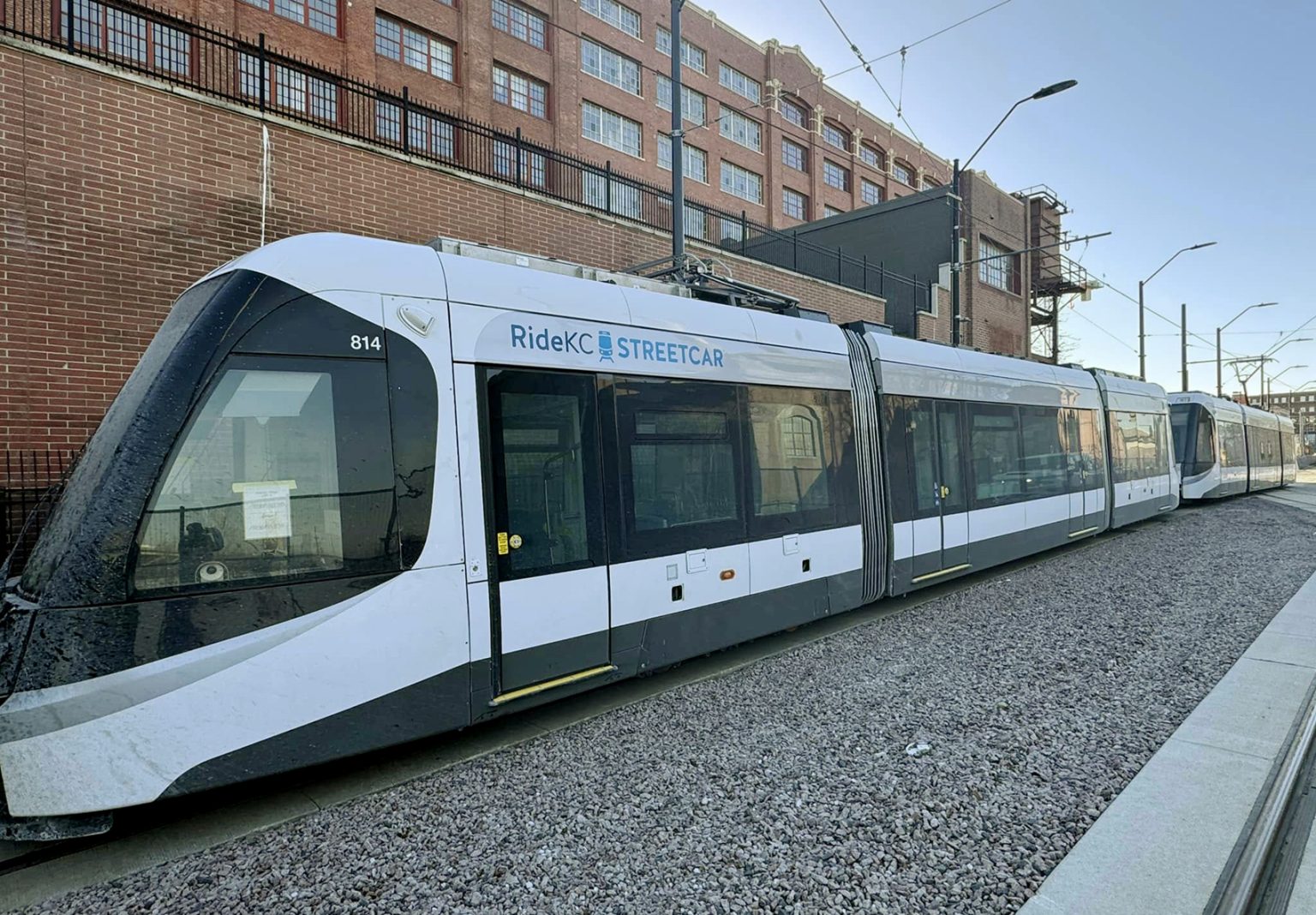 Last of Eight New Streetcars Arrives in Kansas City | Passenger Transport