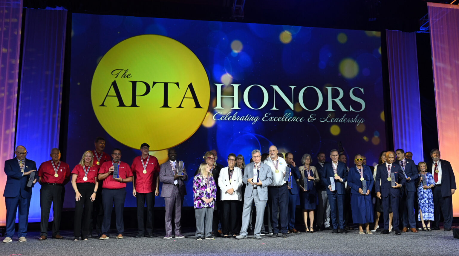 APTA Honors 2025 Awards, Hall of Fame Winners at TRANSform | Passenger Transport